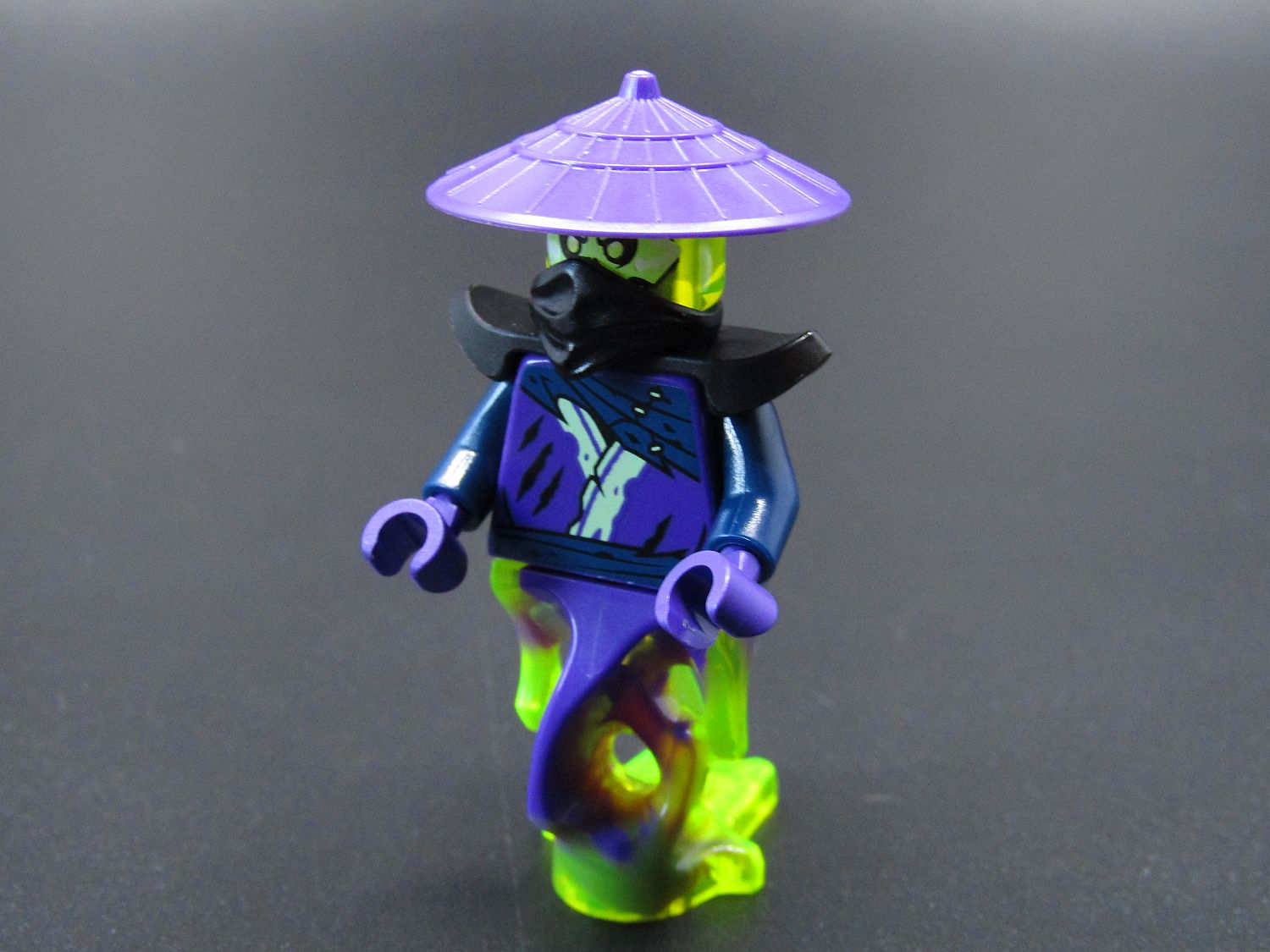 Lego figurka Ninjago - Ghost - Legacy | malekostky.cz - použité lego kostky